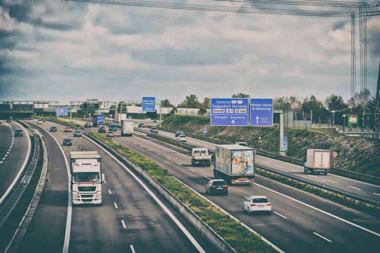 About Us | Peter Field Transport LTD | LOGISTICS & WAREHOUSING
